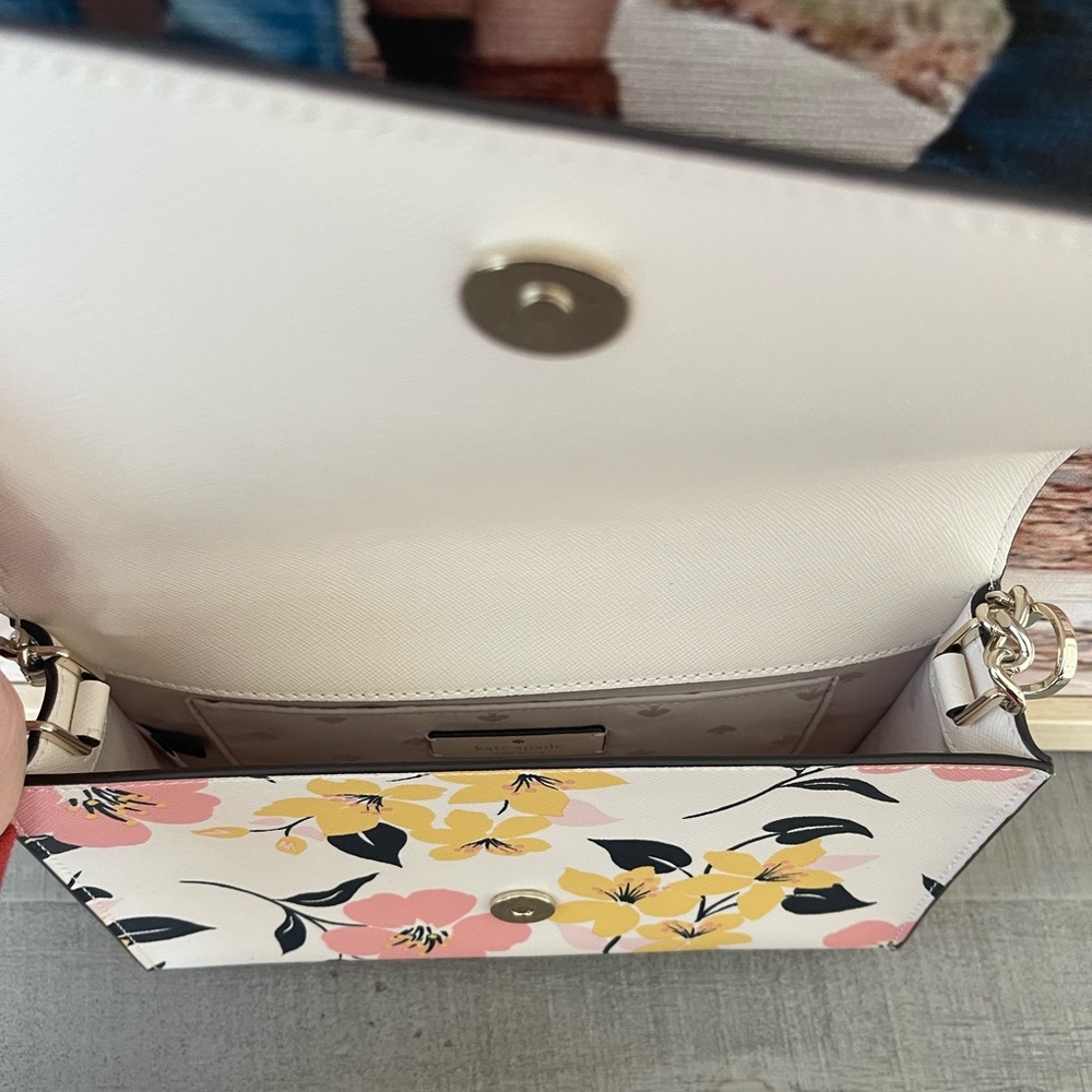 Kate Spade Carson Lily Bloom Floral - Gem